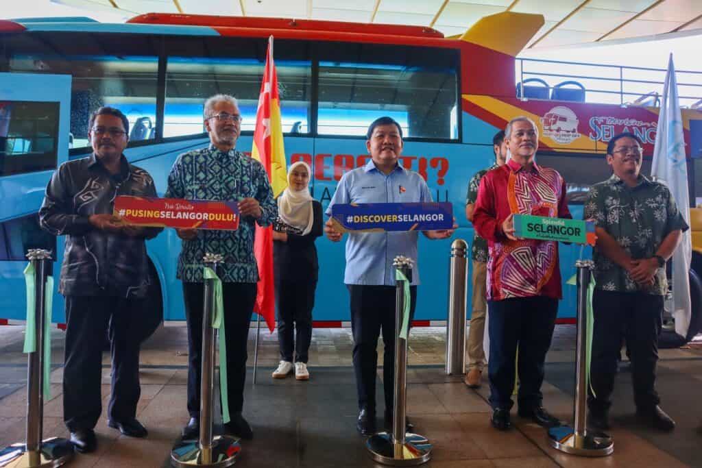 The State Of Selangor Launched The First Selangor Hop On Hop Off Tour ...